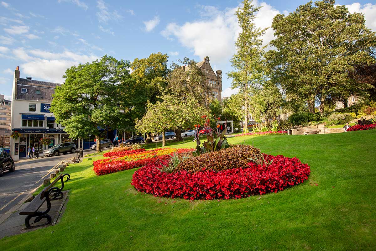 Harrogate | Newby - Luxury homes